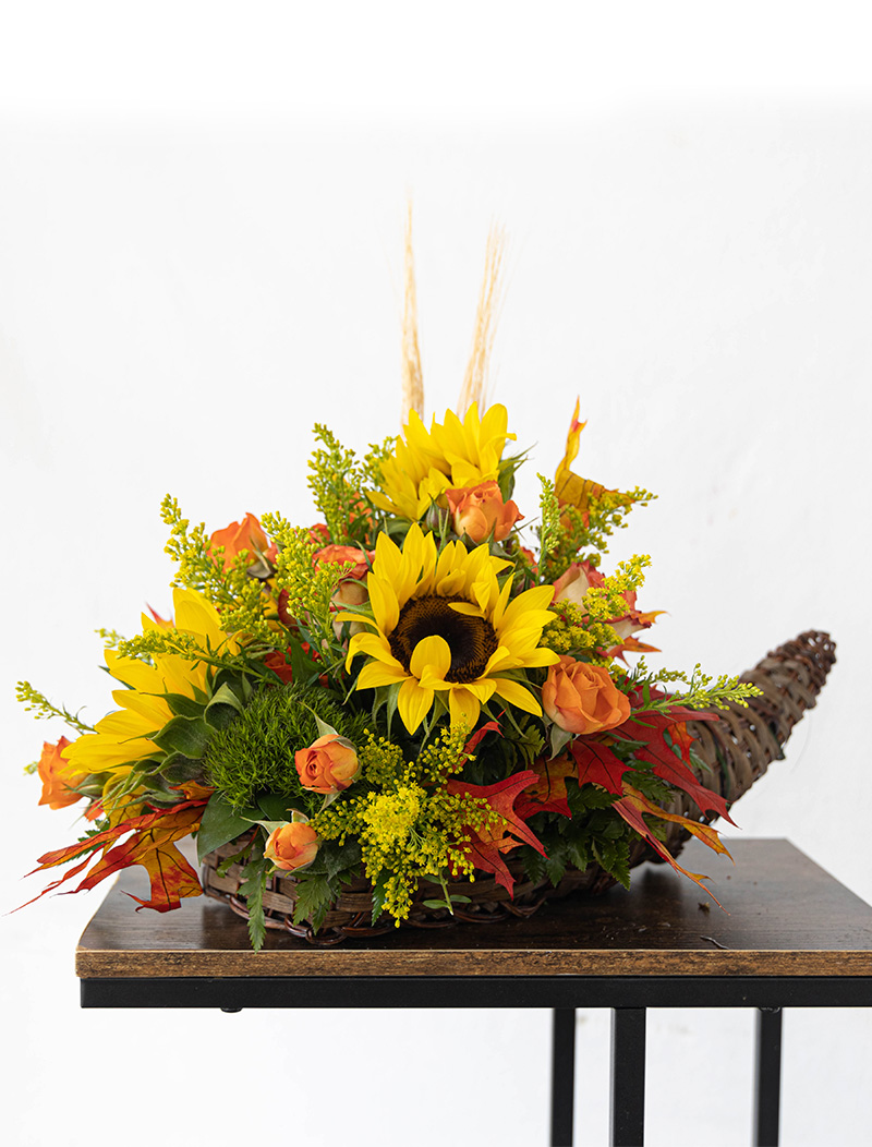 Classic cornucopia flowers
